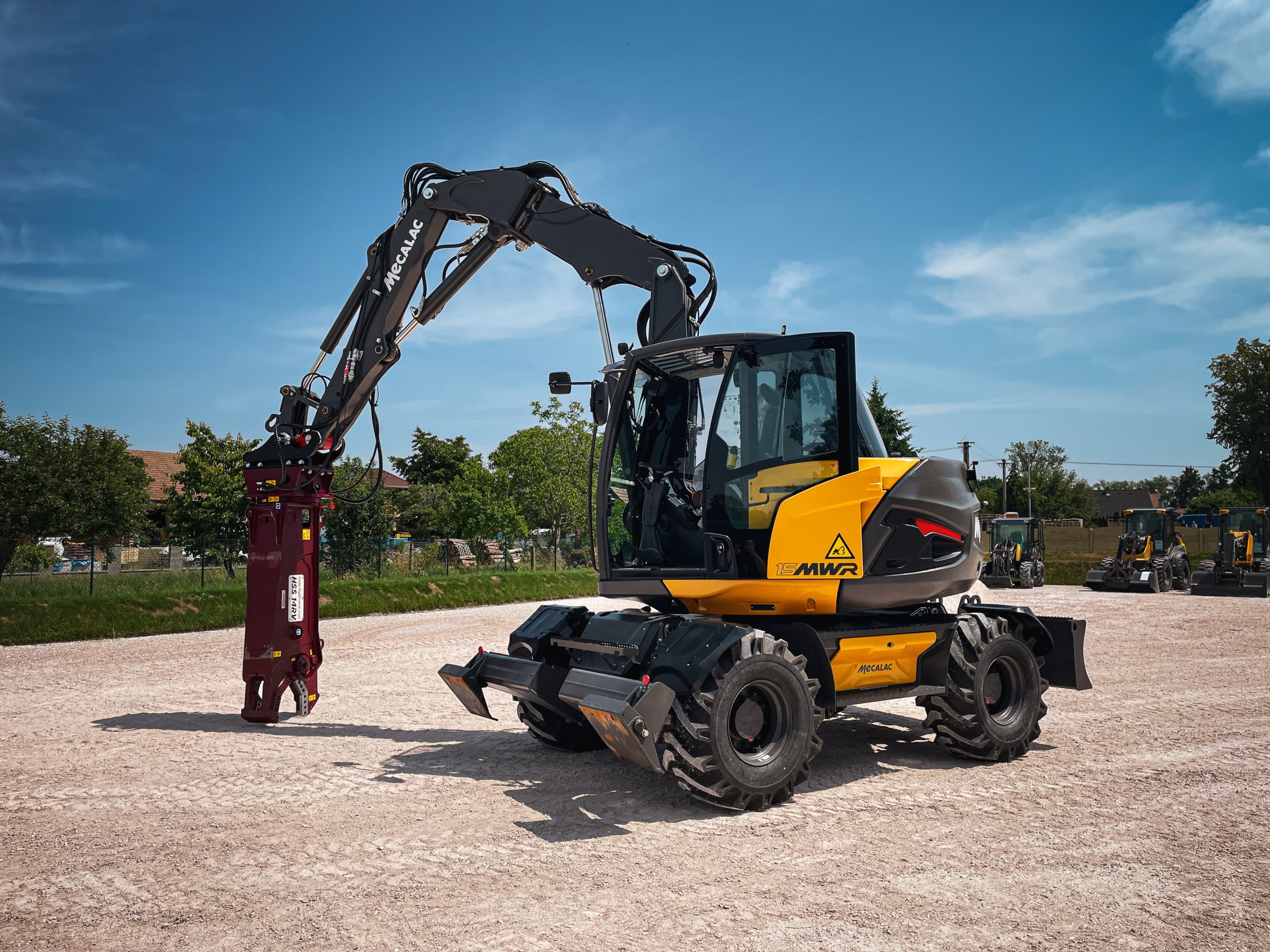 Se systémem HELIOS iNuvio šetří firma JMP - stavební stroje každý den ...